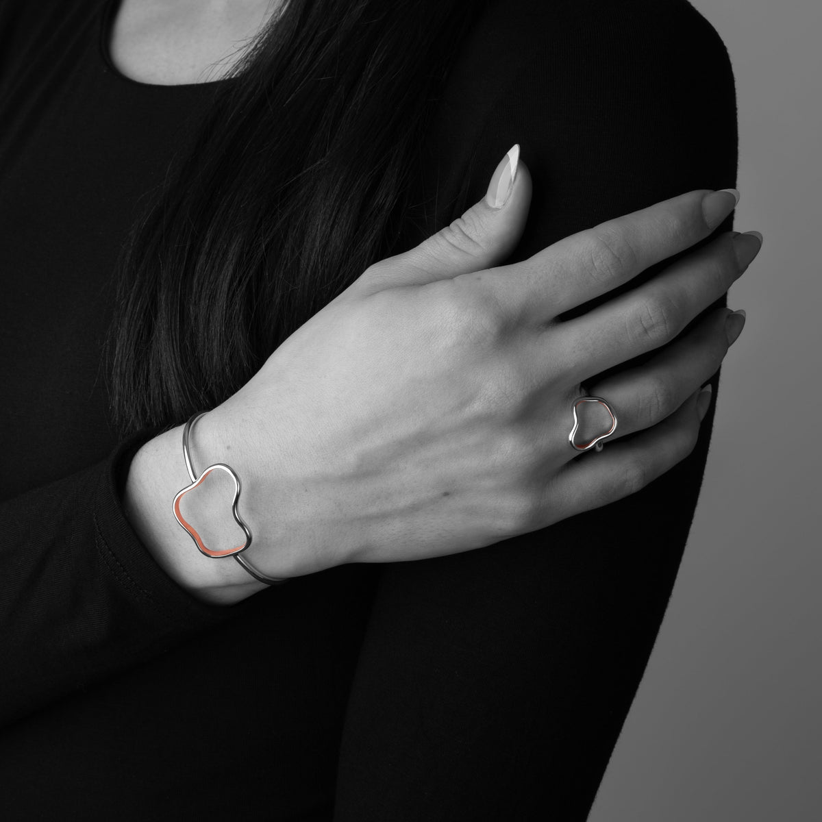 Curves25 | Ring – Claudine Moncion Joaillière